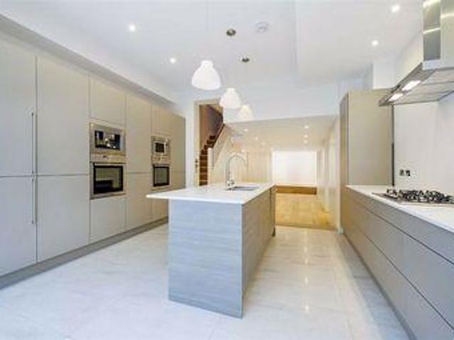 5 Bedrooms Terraced house for rent in Rosebury Road, Fulham, London SW6