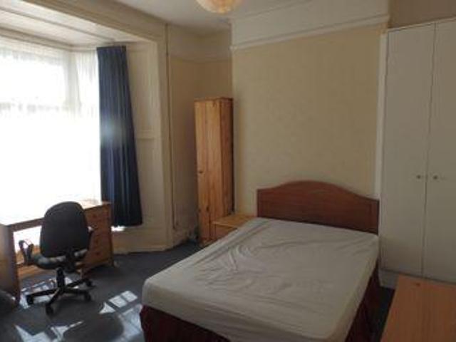 5 Bedrooms Terraced house for rent in St Helens Avenue, Brynmill, Swansea SA1
