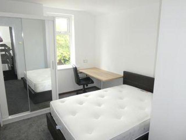 5 Bedrooms Terraced house for rent in Stamford Street, Liverpool L7