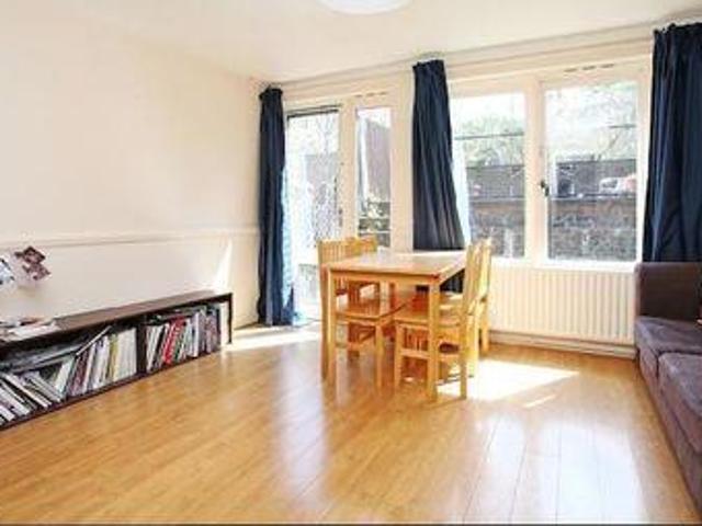 5 Bedrooms Terraced house for rent in White City Close, London W12