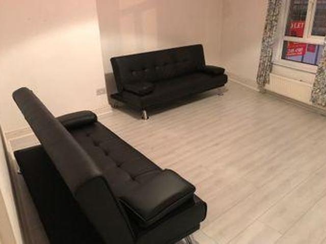 5 Bedrooms Terraced house for rent in Wilmslow Road, Fallowfield, Manchester M14