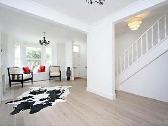5 Bedrooms Terraced house for rent in Woodlawn Road, Fulham, London SW6
