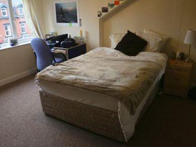 5 Bedrooms Terraced house for rent in Wrangthorn Terrace, Leeds LS6
