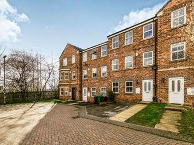5 Bedrooms Terraced house for sale in Beech Drive, Leeds LS14