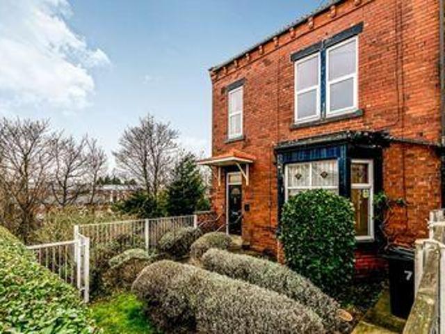 5 Bedrooms Terraced house for sale in Clapham Dene Road, Leeds LS15