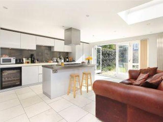5 Bedrooms Terraced house for sale in Gaskarth Road, Clapham South, London SW12