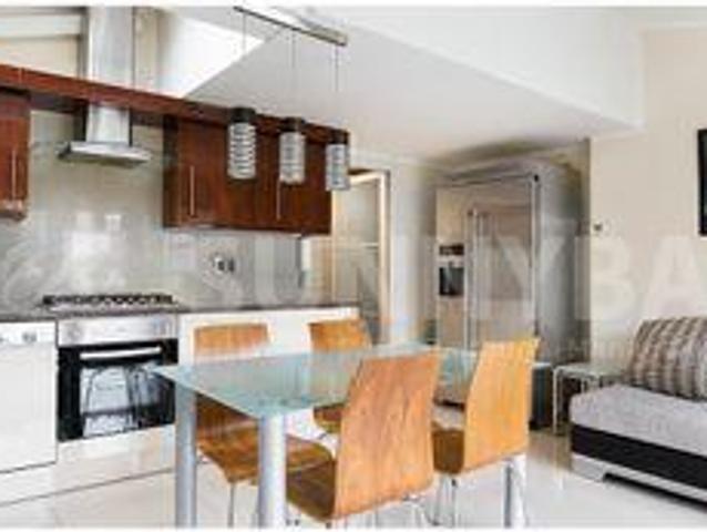 5 Bedrooms Terraced house for sale in Garratt Lane, Tooting SW17
