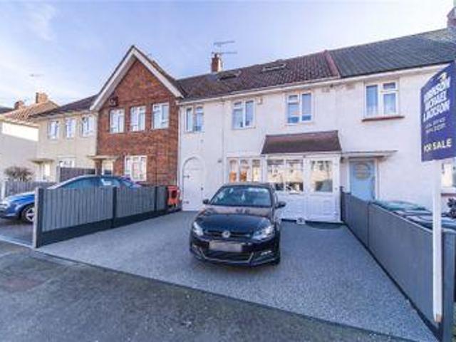 5 Bedrooms Terraced house for sale in Hampton Crescent, Gravesend, Kent DA12