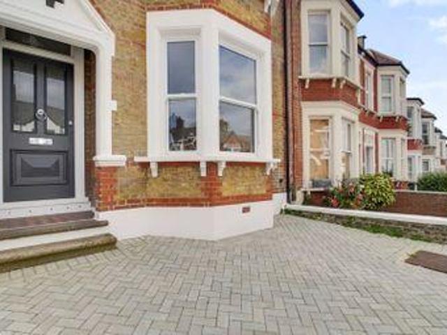 5 Bedrooms Terraced house for sale in Heathwood Gardens, Charlton, London SE7