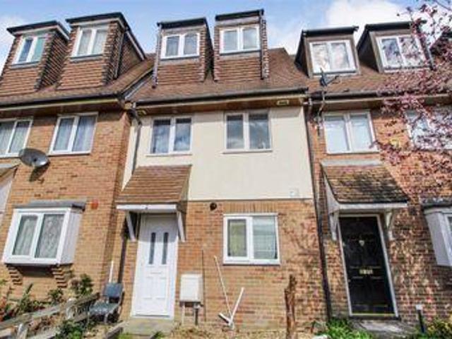 5 Bedrooms Terraced house for sale in Park Street, Slough SL1