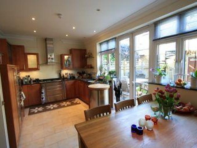 5 Bedrooms Town house for rent in Whitcome Mews, Richmond TW9