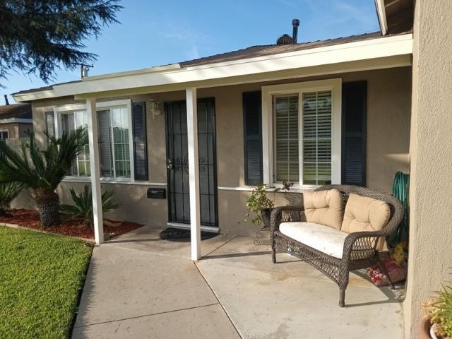5 bedrooms 3 bathrooms Home