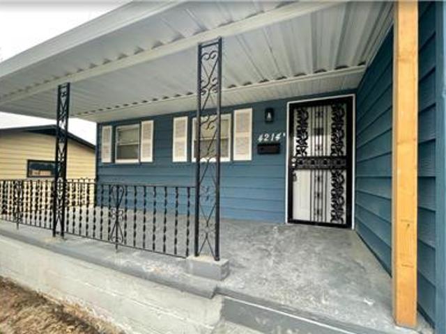 5 Bedrooms 3 FULL baths!