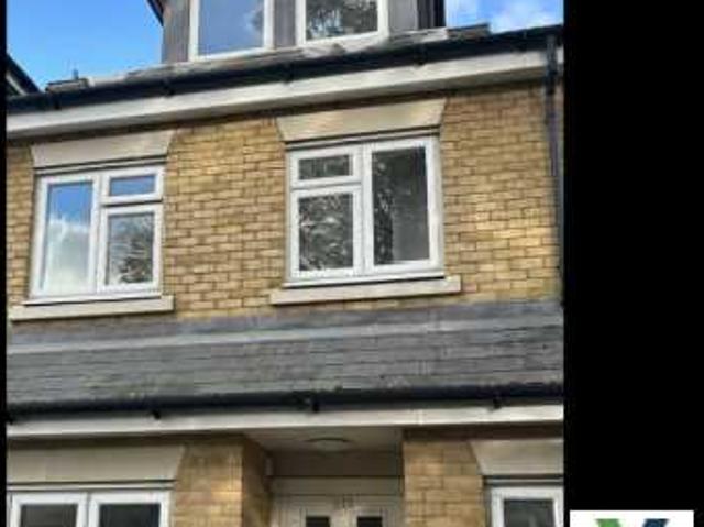 5 BEDRROM HOUSE ALL ESNUITE HMO