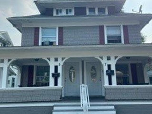 5 Bewley Pkwy, Lockport, NY 14094