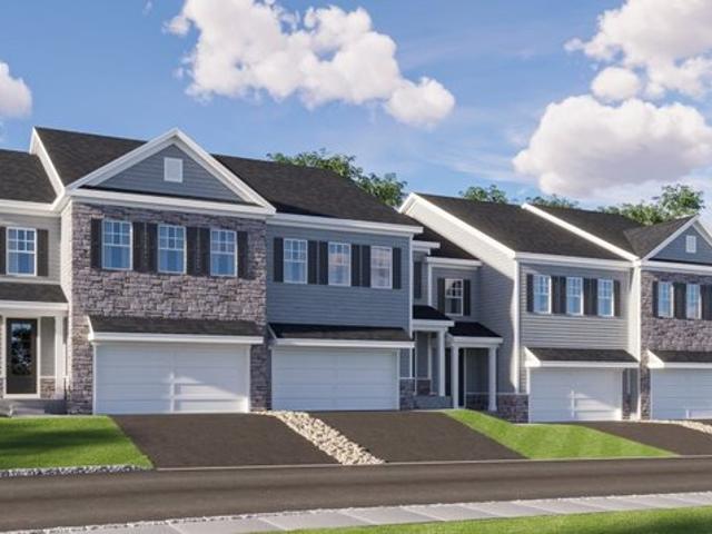 5 Biltmore Ave, East Hanover, NJ 07936