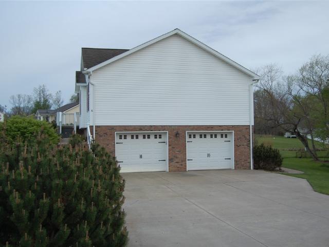 5 Blackberry Ln