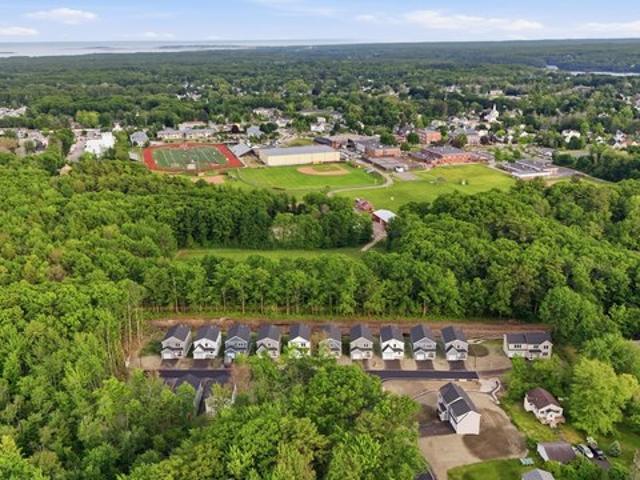 5 Blaine St Unit 104, Saco, ME 04072