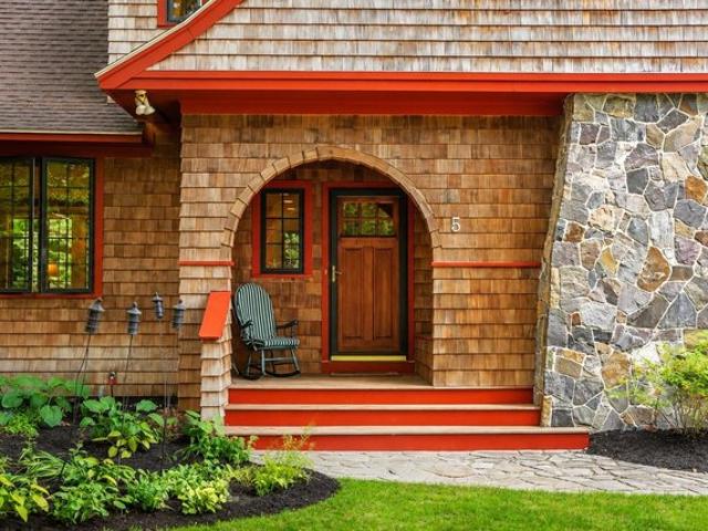 5 Boatswain Ln, Kennebunkport, ME 04046