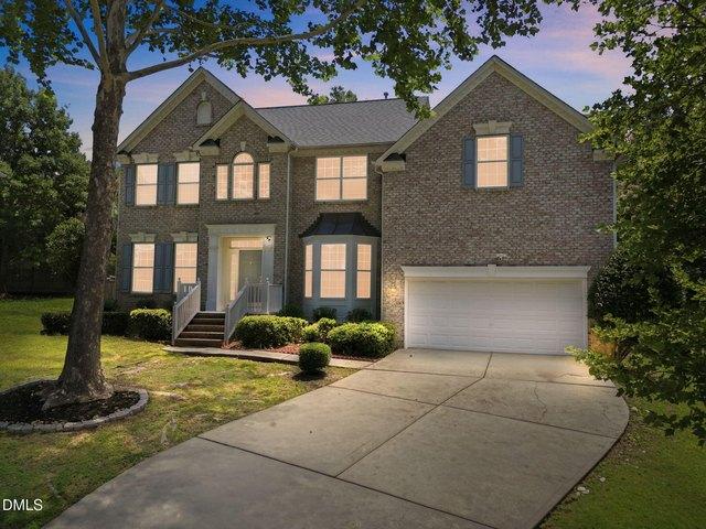 5 Bobcat Ct, Durham, NC 27713