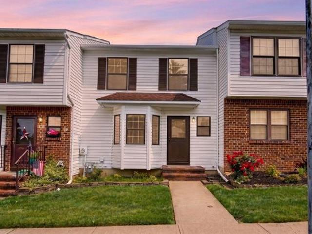 5 Bordenshire Dr, Bordentown, NJ 08505