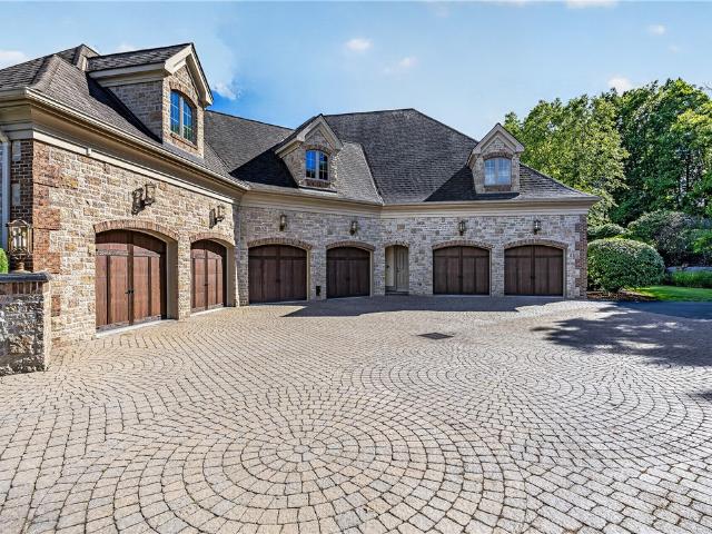 5 Boulder Creek Drive
