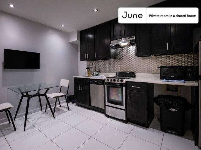 5 BR in New York City