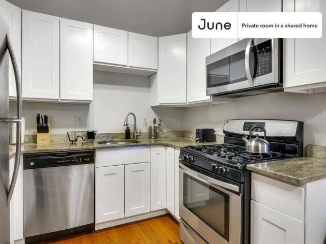 5 BR in Boston