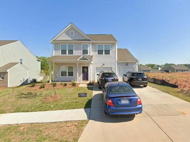 5 BR in Charlotte