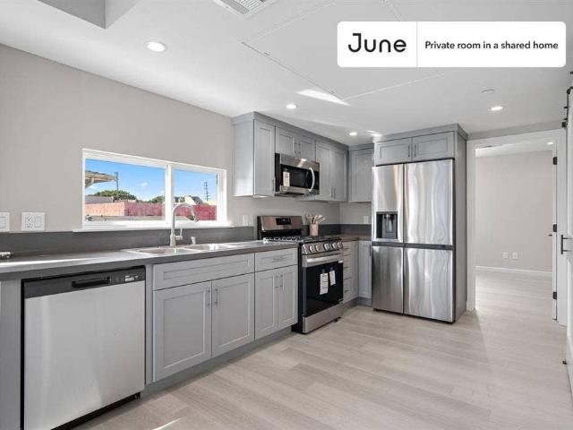 5 BR in Los Angeles