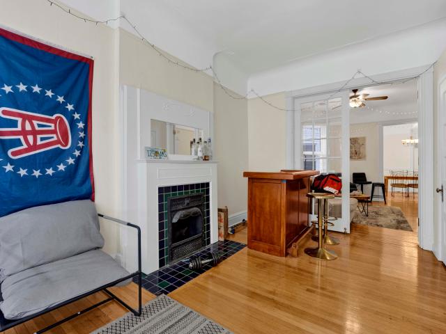 5 BR, 1.5 BA Apartment 2522 N Burling, Unit 2, Chicago, IL 60614, Chicago, IL 60660