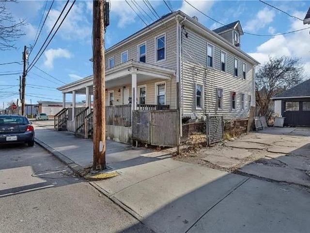 5 Br, 1 bath, Condo 68 Clay Street