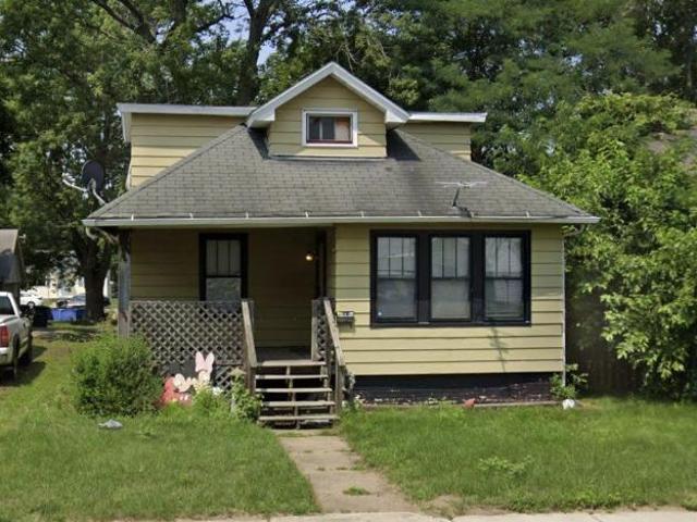5 Br, 1 bath, Single Family 426 N Carrol Ave