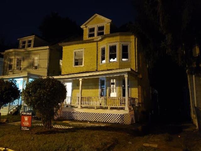 5 Br, 1 bath, Single Family 571 Rutherford Ave