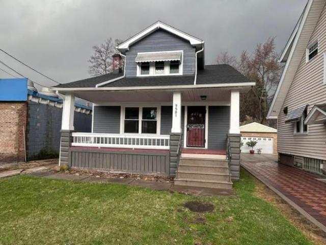5 Br, 1 bath, Single Family 9501 Rosewood