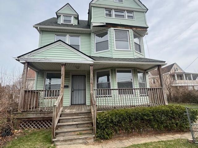 7 BR, 3 BA Apartment 1345 Addison Rd, Cleveland, OH 44103