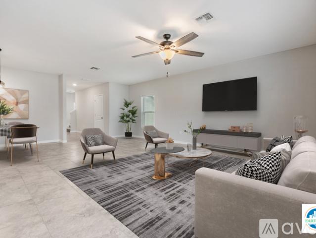 5 BR, 2.5 BA Apartment 10231 Boggy Moss Dr, Riverview, FL 33578