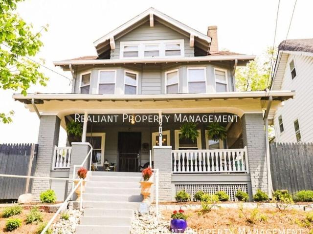 5 BR, 2.5 BA Apartment 1610 Clarewood Ave, Cincinnati, OH 45207