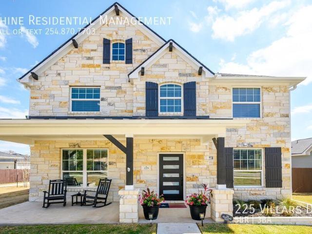 5 BR, 2.5 BA Apartment 225 Villars Dr, Salado, TX 76571