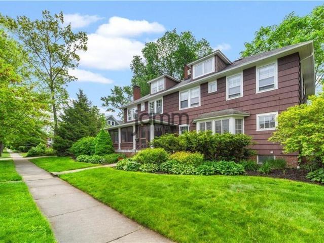 5 BR, 2.5 BA Apartment 2425 Demington Drive, Cleveland Heights, OH 44106