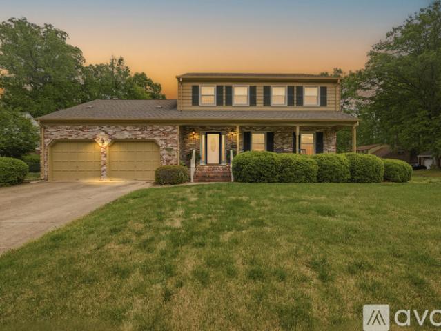 5 BR, 2.5 BA Apartment 914 Weldun Court, Newport News, VA 23608