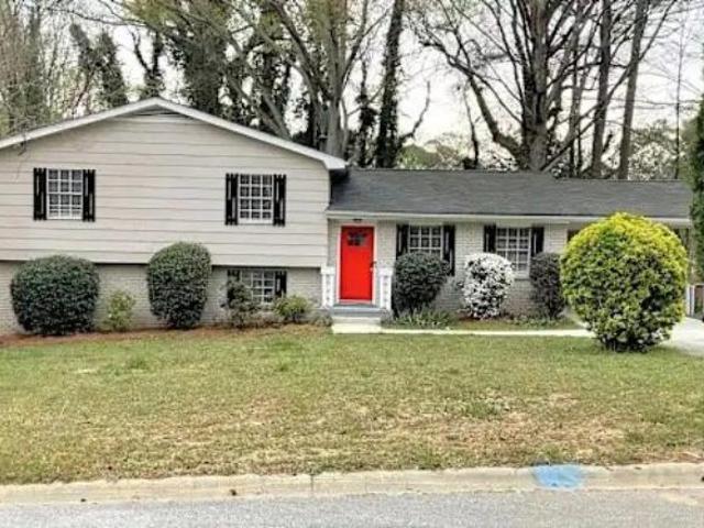 5 Br, 2 bath, Townhouse/Brownstone/RowHouse 3097 Orbit Cir