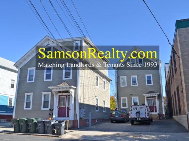 5 Br, 2 bath, Townhouse/Brownstone/RowHouse 61 Hope St