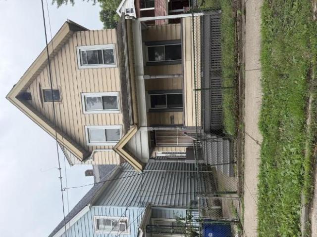 5 Br, 2 bath, Apartment 5910 Bonna Ave
