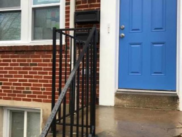 5 Br, 2 bath, Apartment 6127 Macbeth Dr
