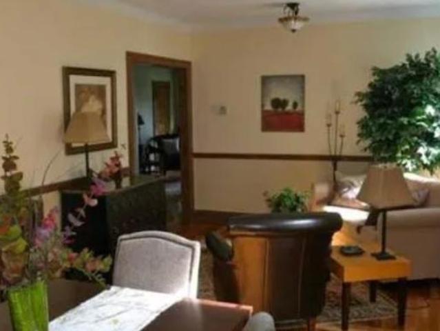5 Br, 2 bath, Condo 40 Orchard Rd
