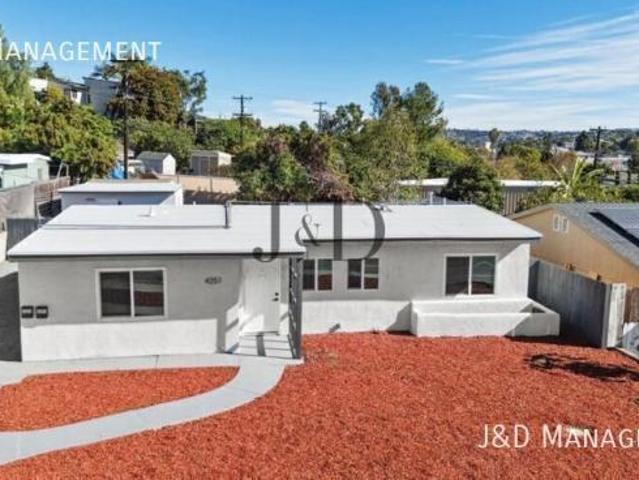 5 Br, 2 bath, Condo 4251 College Avenue