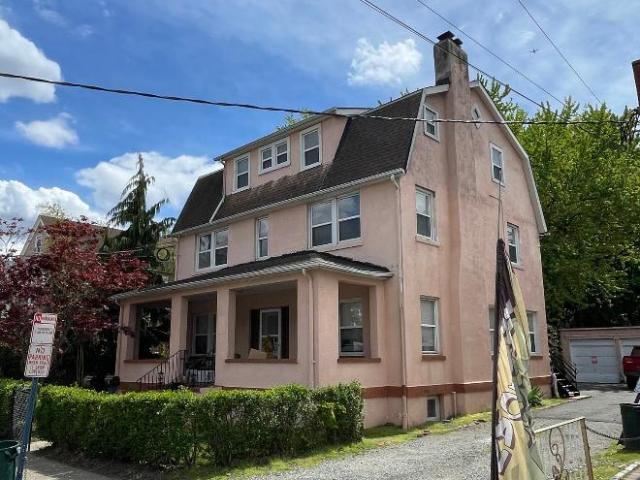 5 Br, 2 bath, Condo 205 Central Ave