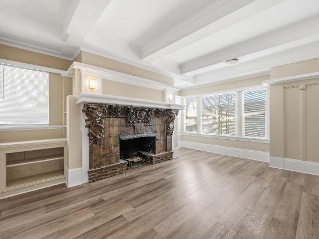5 Br, 2 bath, Condo 2256B Van Ness Ave