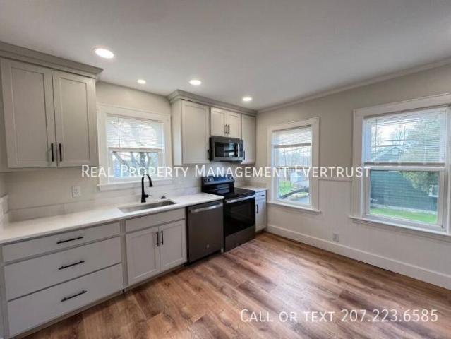 5 Br, 2 bath, Condo 249 Lincoln Street B